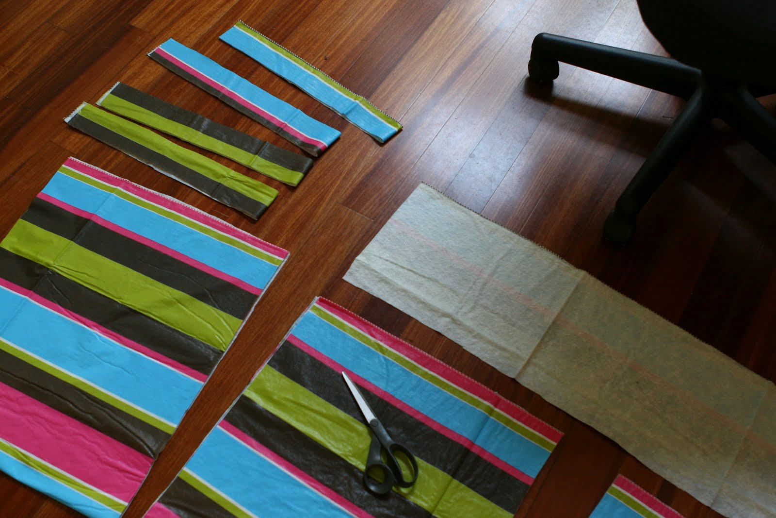 Visions of Sugar Plums: Sit-Upons for Girl Scouts