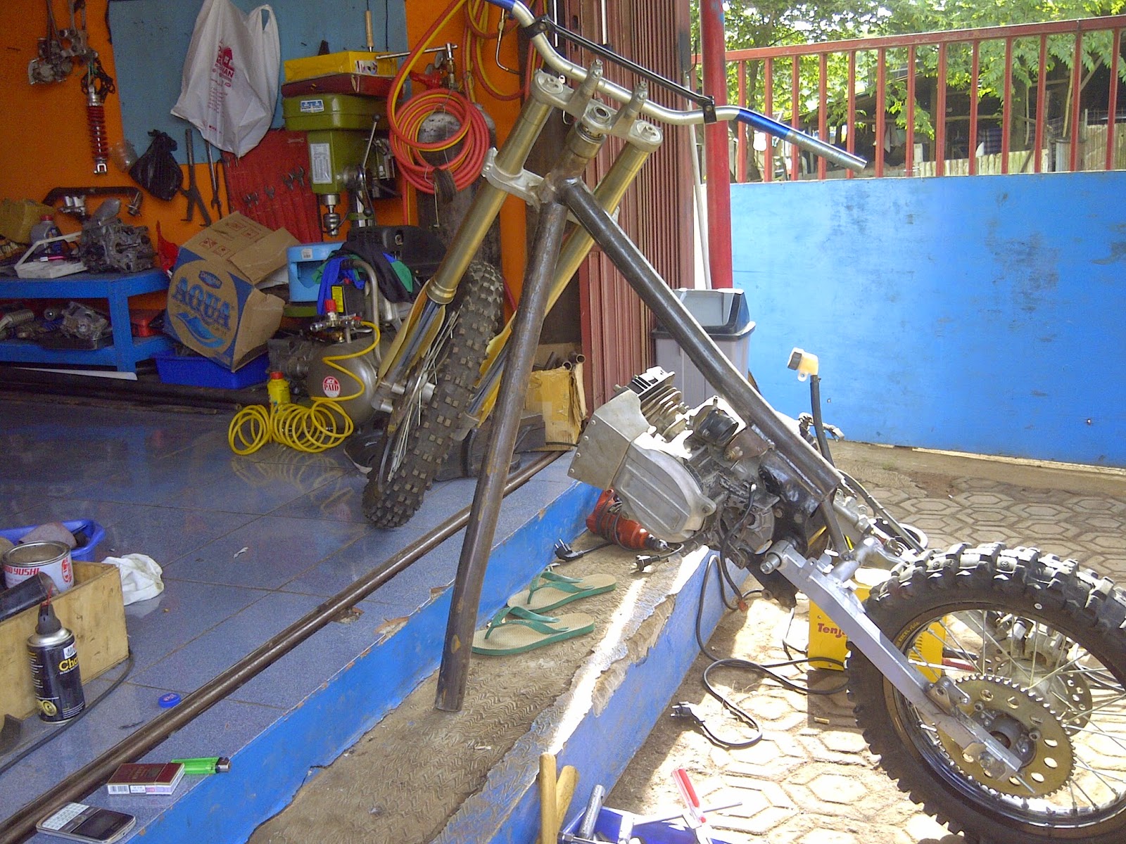 Spesipikasi Fiz-r modif trail | Modifikasi Motor Trail