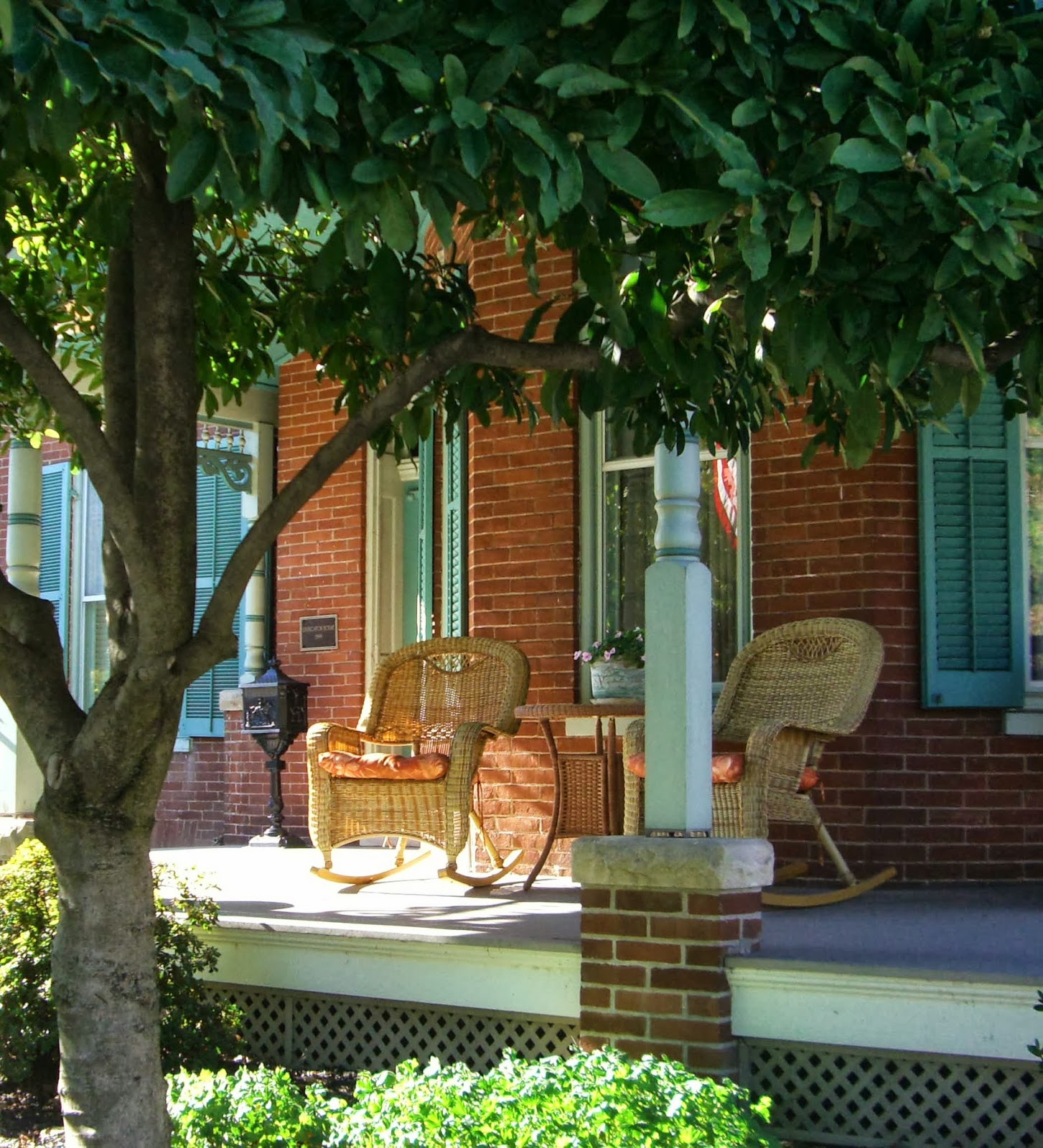 Picture of the Week: a Nice Front Porch