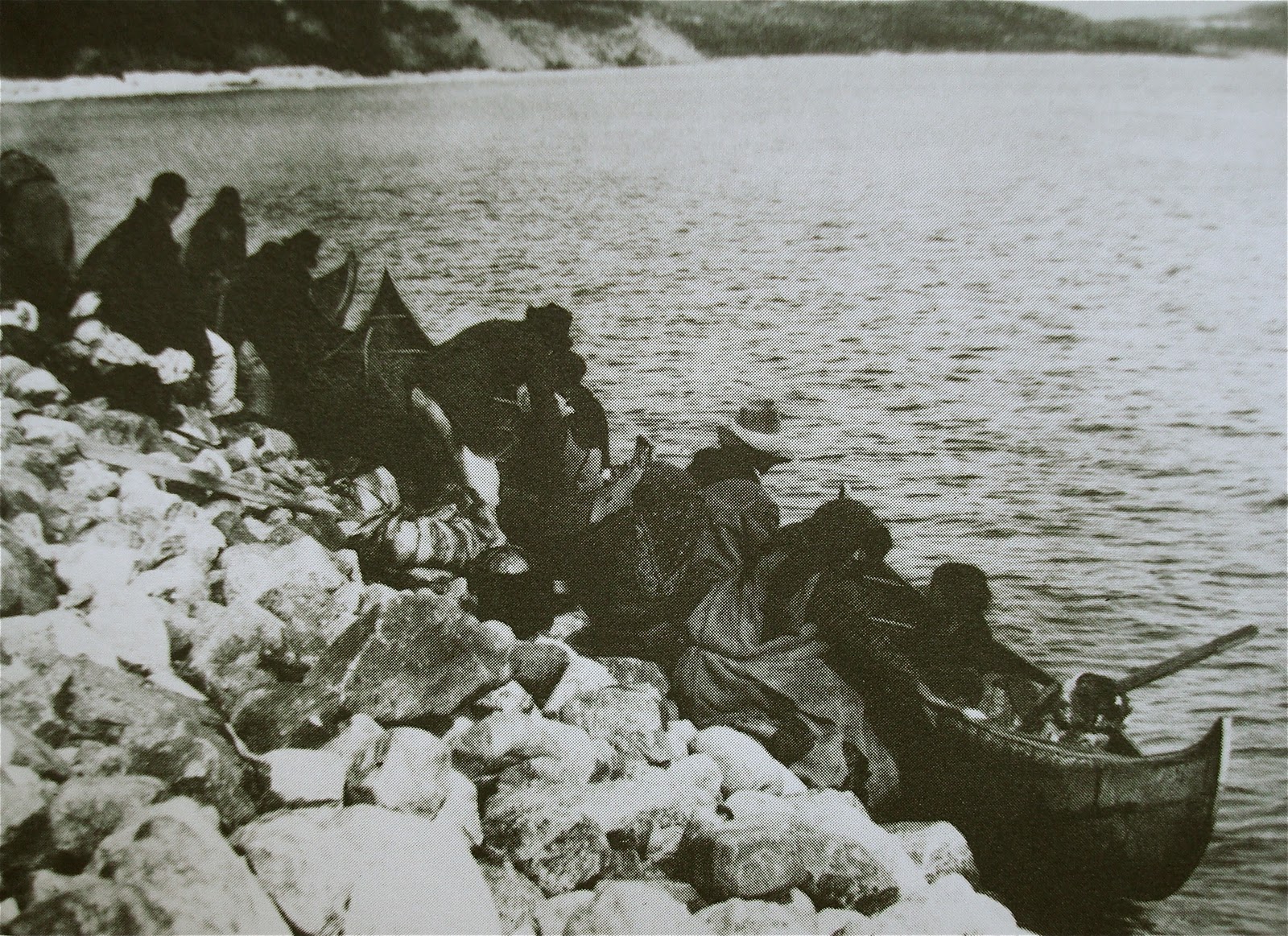 Beaver Bark Canoes: Eastern Cree Crooked Canoe