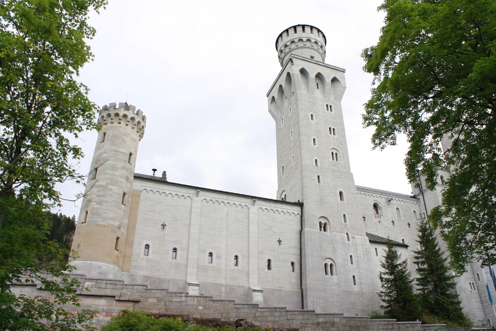 ARRIVED!! Okay this is just the outside wall of the castle..