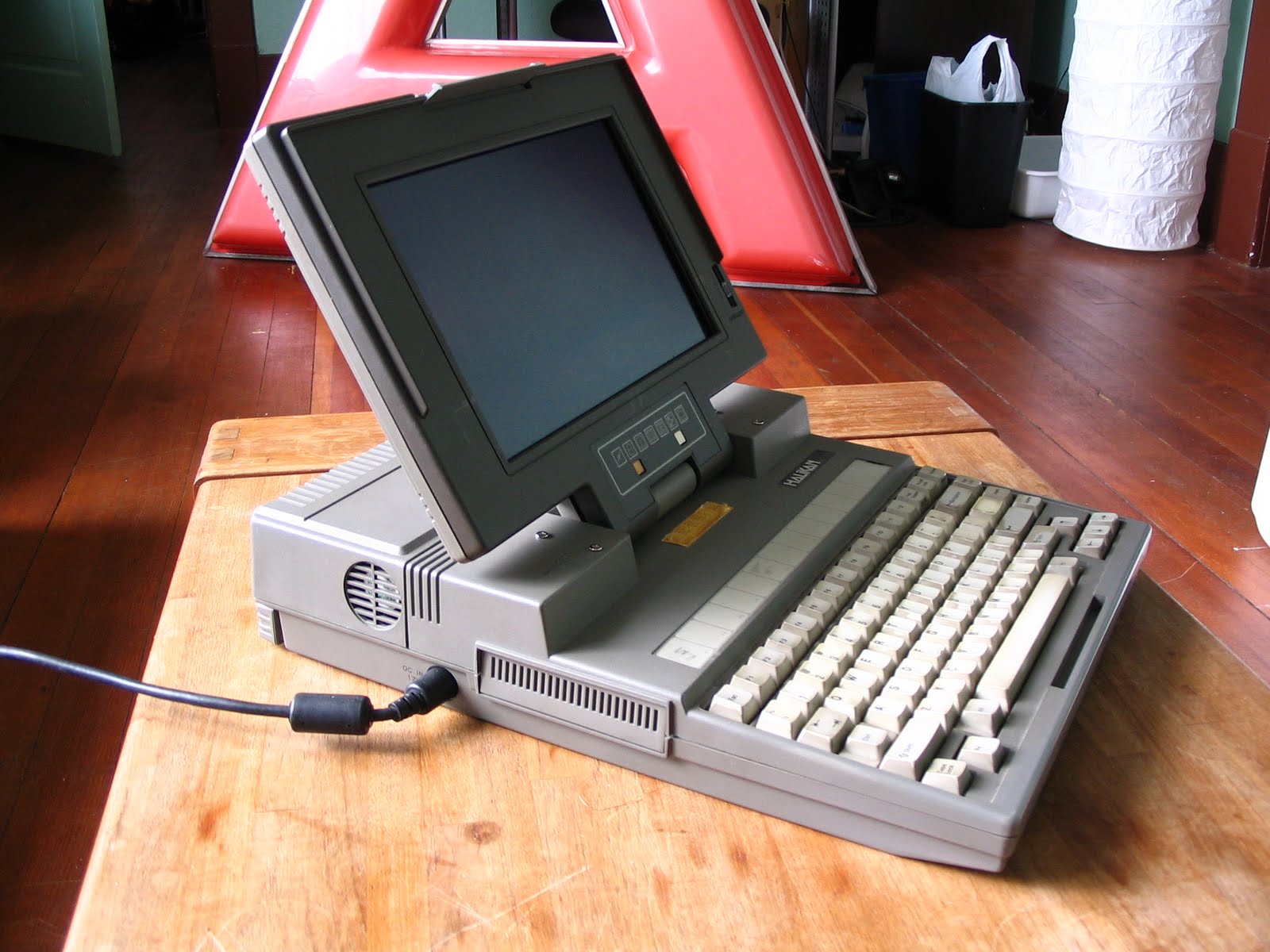 Free Geek Vancouver Volunteer Blog: Mystery Laptop