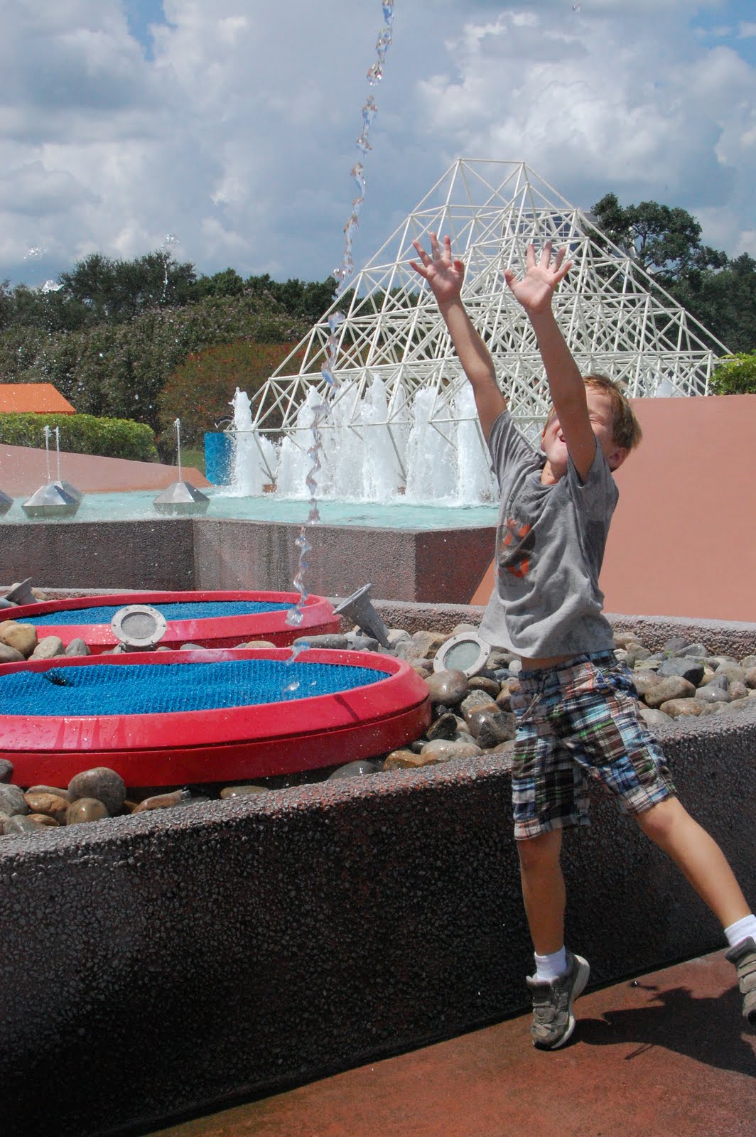 *Random Thoughts of a SUPERMOM!*: Walt Disney World Tips