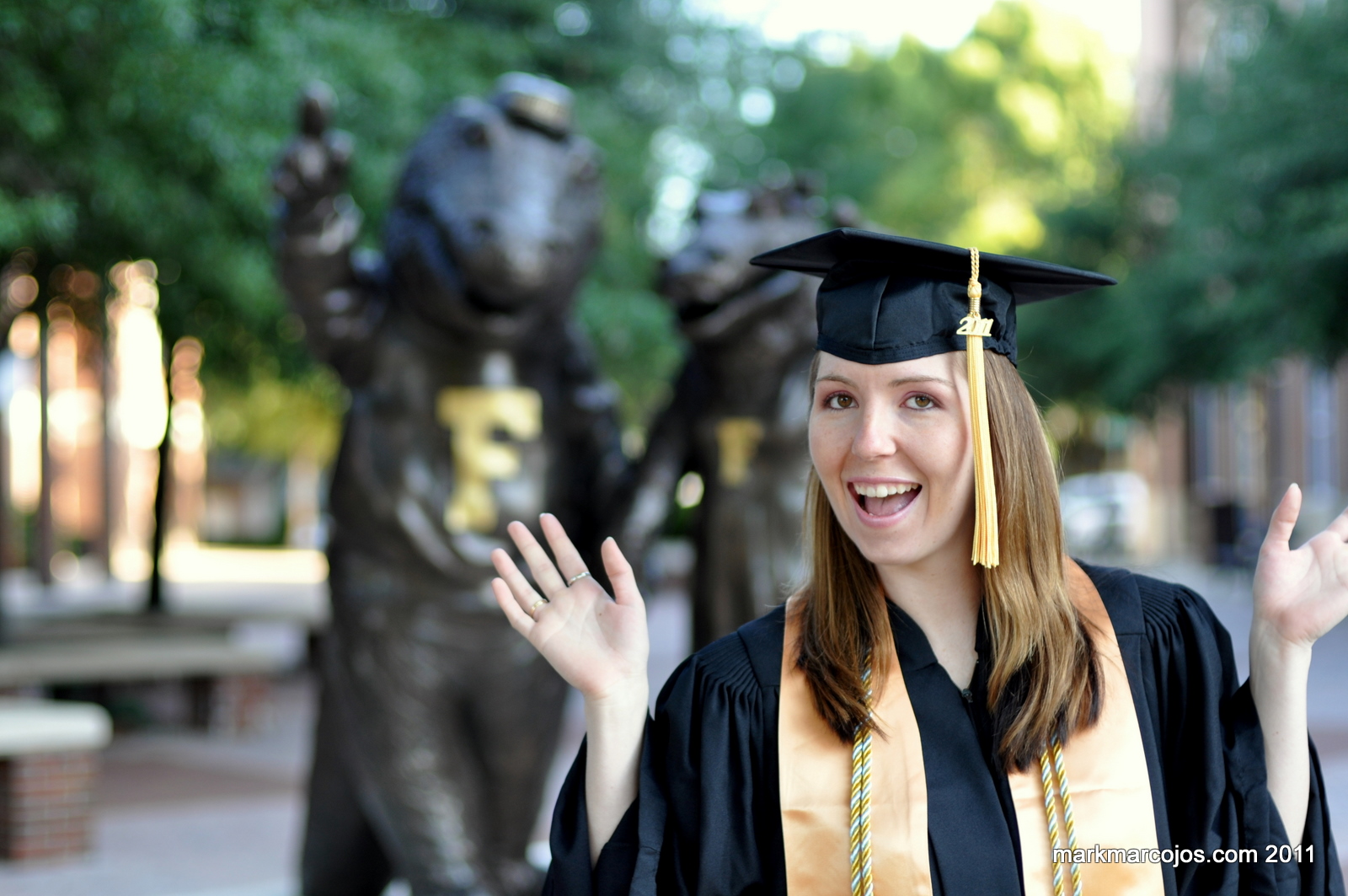 Litrato: Chelsea's Graduation Portraits