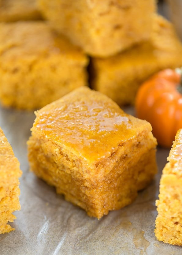 SLOW COOKER PUMPKIN MAPLE CORNBREAD | Sahara's Cooking