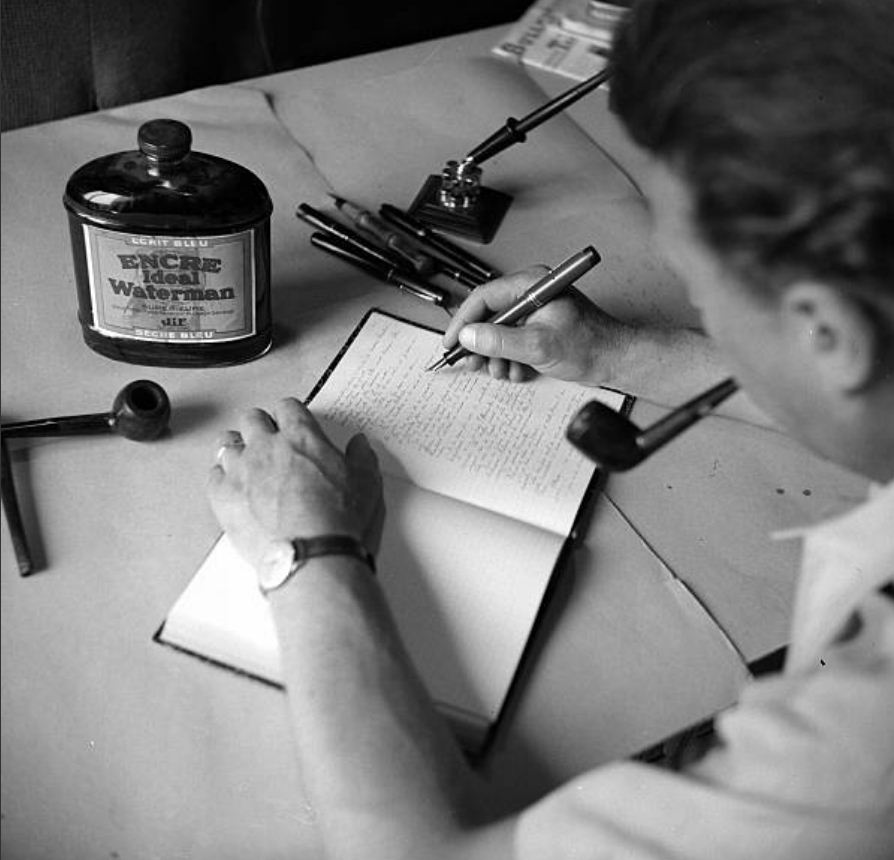 oz.Typewriter: Authors With Typewriters and Writers' Environments