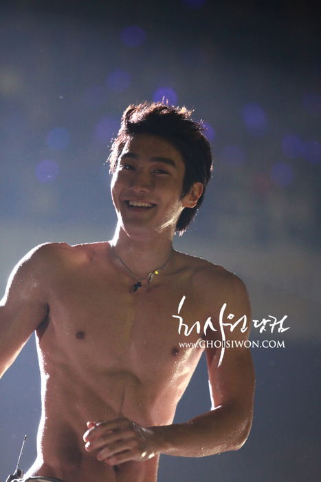 Siwon Abs 2014