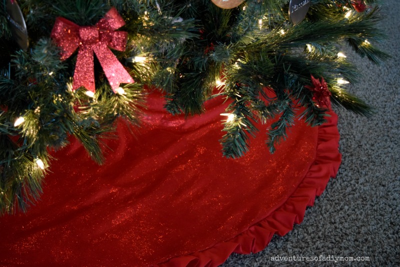 How to Make a Christmas Tree Skirt with a Ruffle - Adventures of a DIY Mom