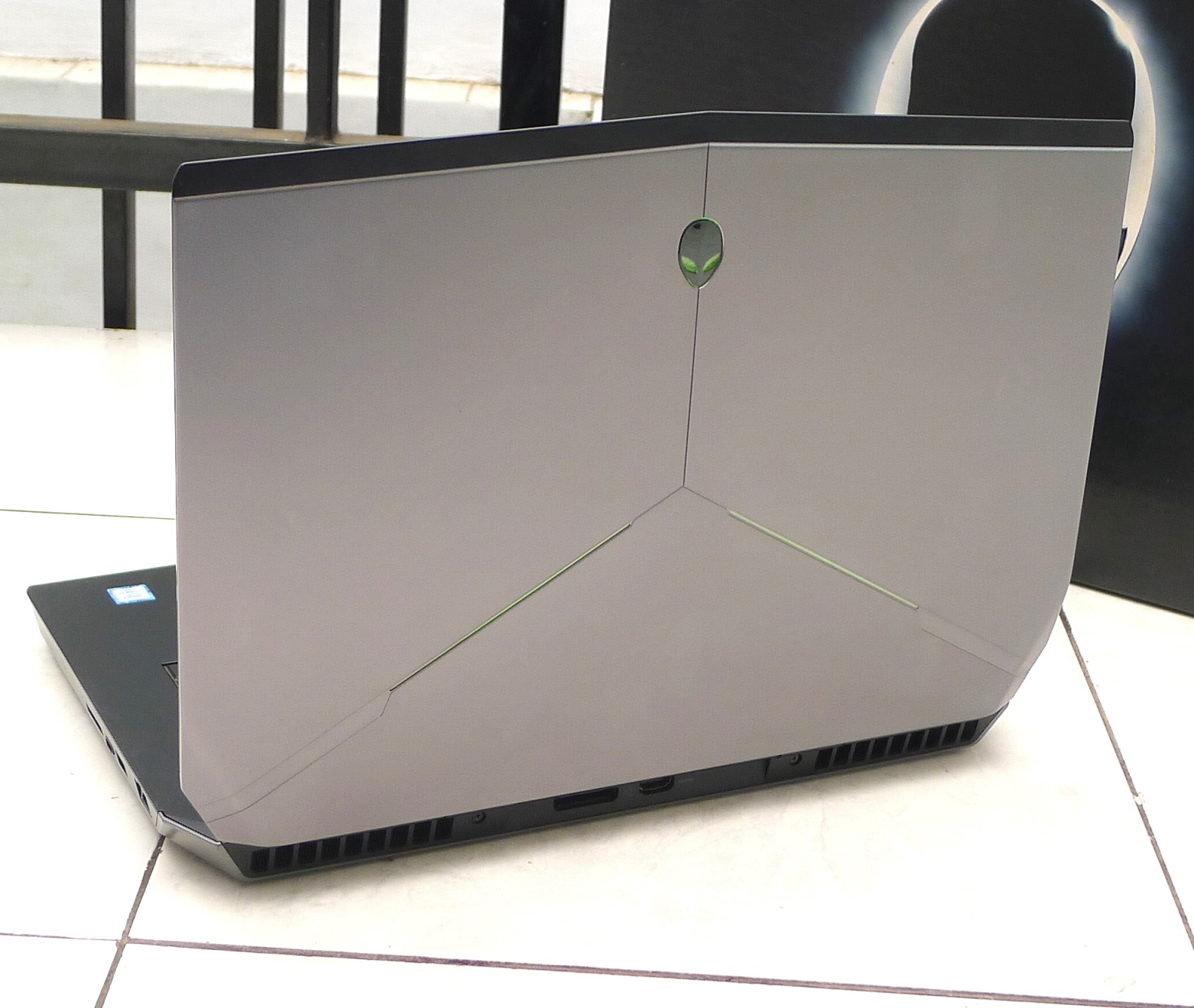 Laptop Alienware 15 R2 Core i7 Bekas Di Malang | Jual Beli Laptop Bekas, Kamera, Service ...