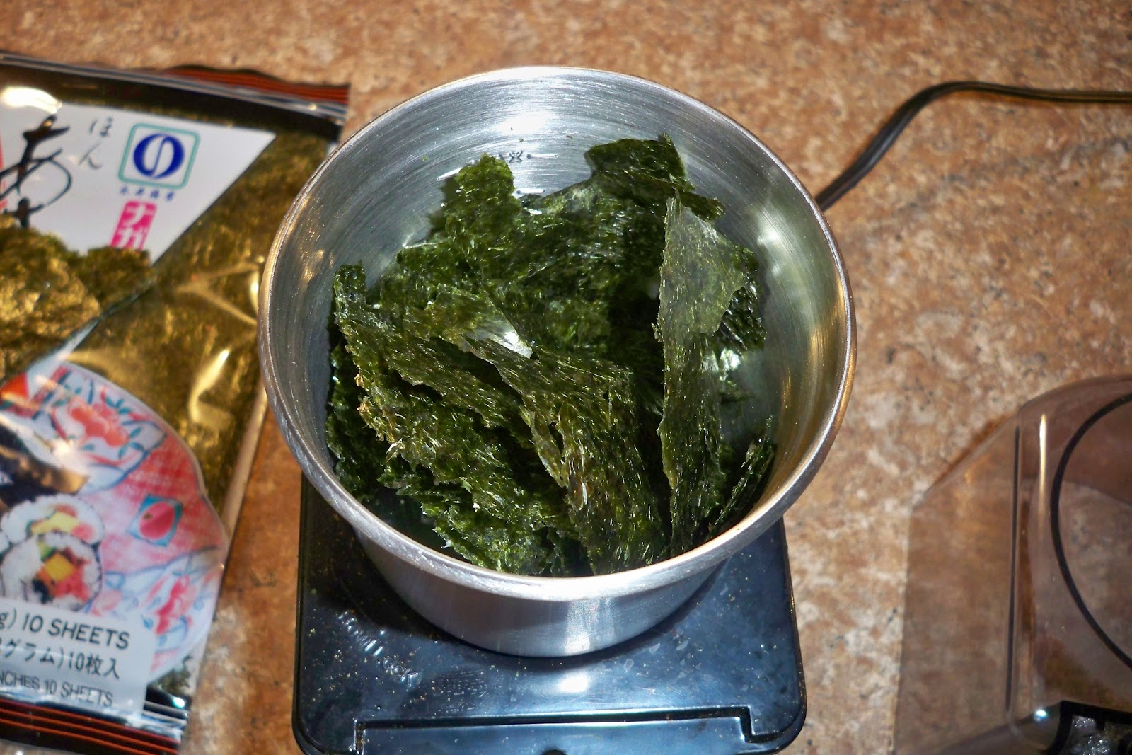 Lee Cooks, Margy Eats: Nori Powder
