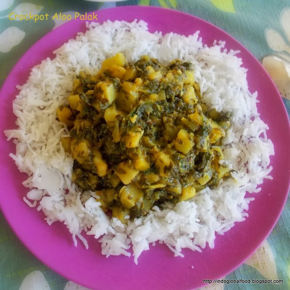 Restaurant Style Aloo Palak (Potato Spinach) Curry using Slow Cooker