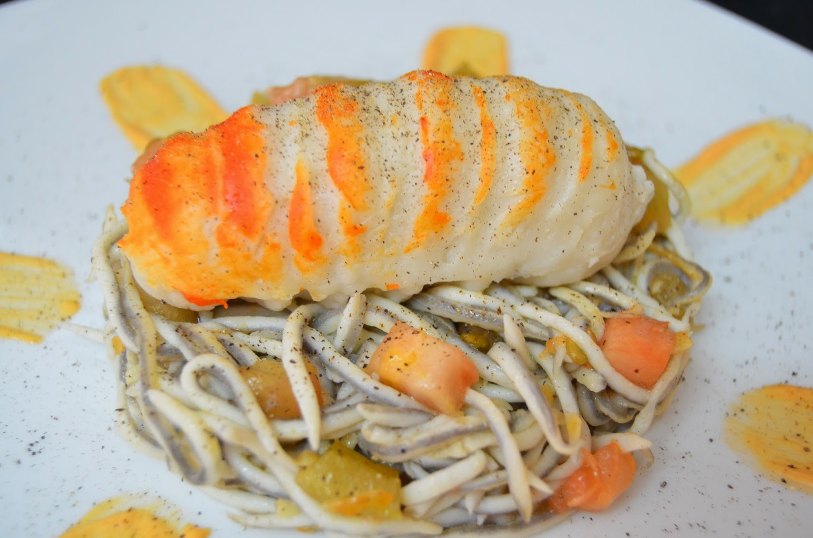 LAS DELICIAS DE MAYTE: NIDO DE GULAS CON COLA DE MAR