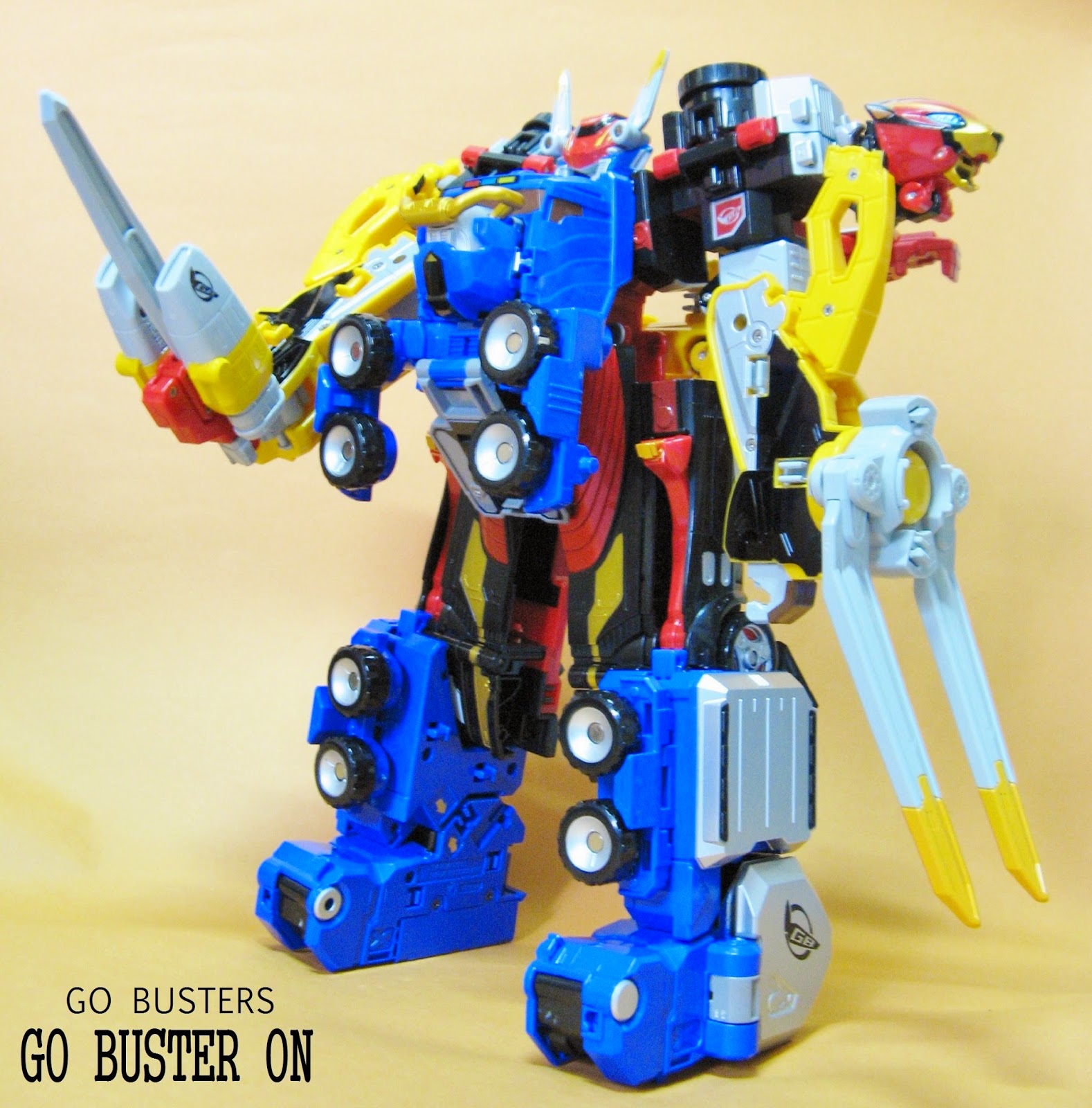 特命戰隊GO BUSTERS特命者 GO BUSTER ON 特命(合體)王(DX CB-01, GT-02 & RH-03)