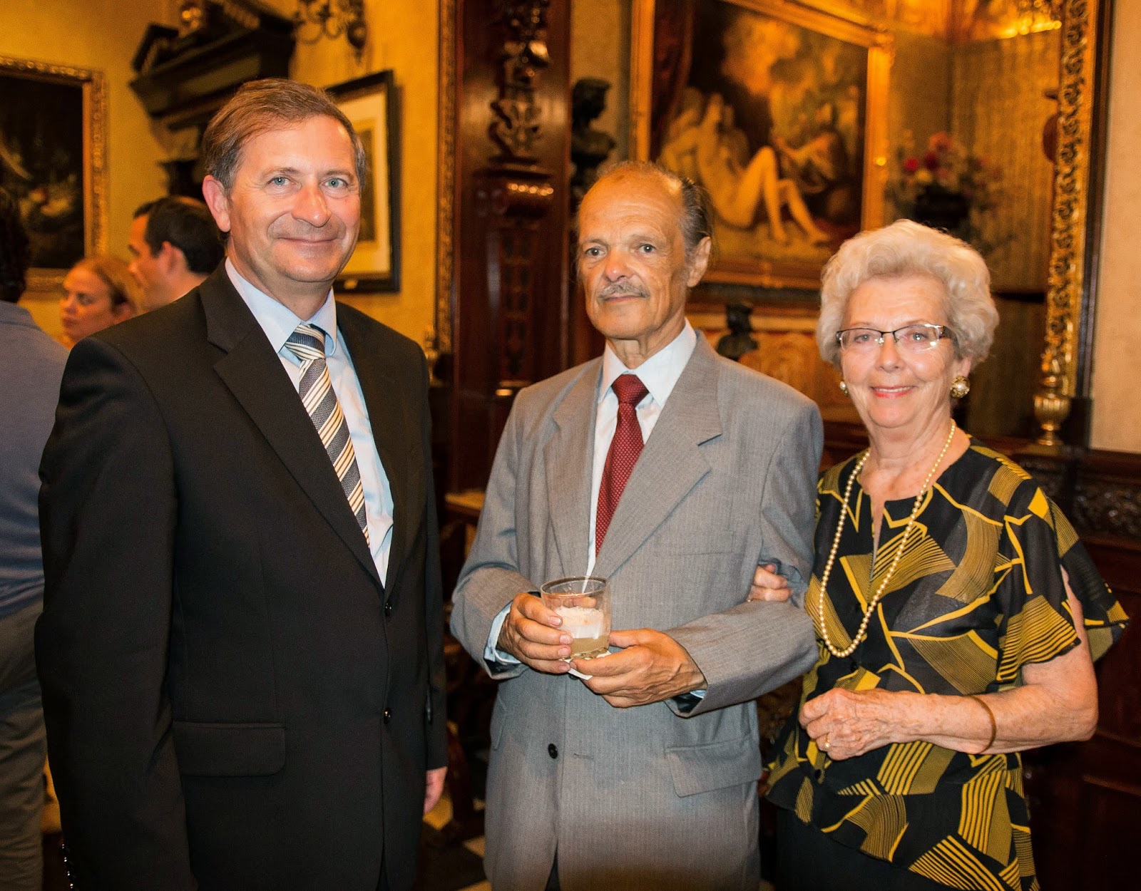 Društvo Slovencev v Peruju Planika Asociacion Eslovena del Peru Planika ...