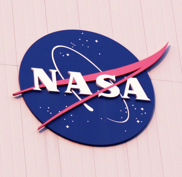 A evolução e retrocesso do logo da NASA | Aberto até de Madrugada