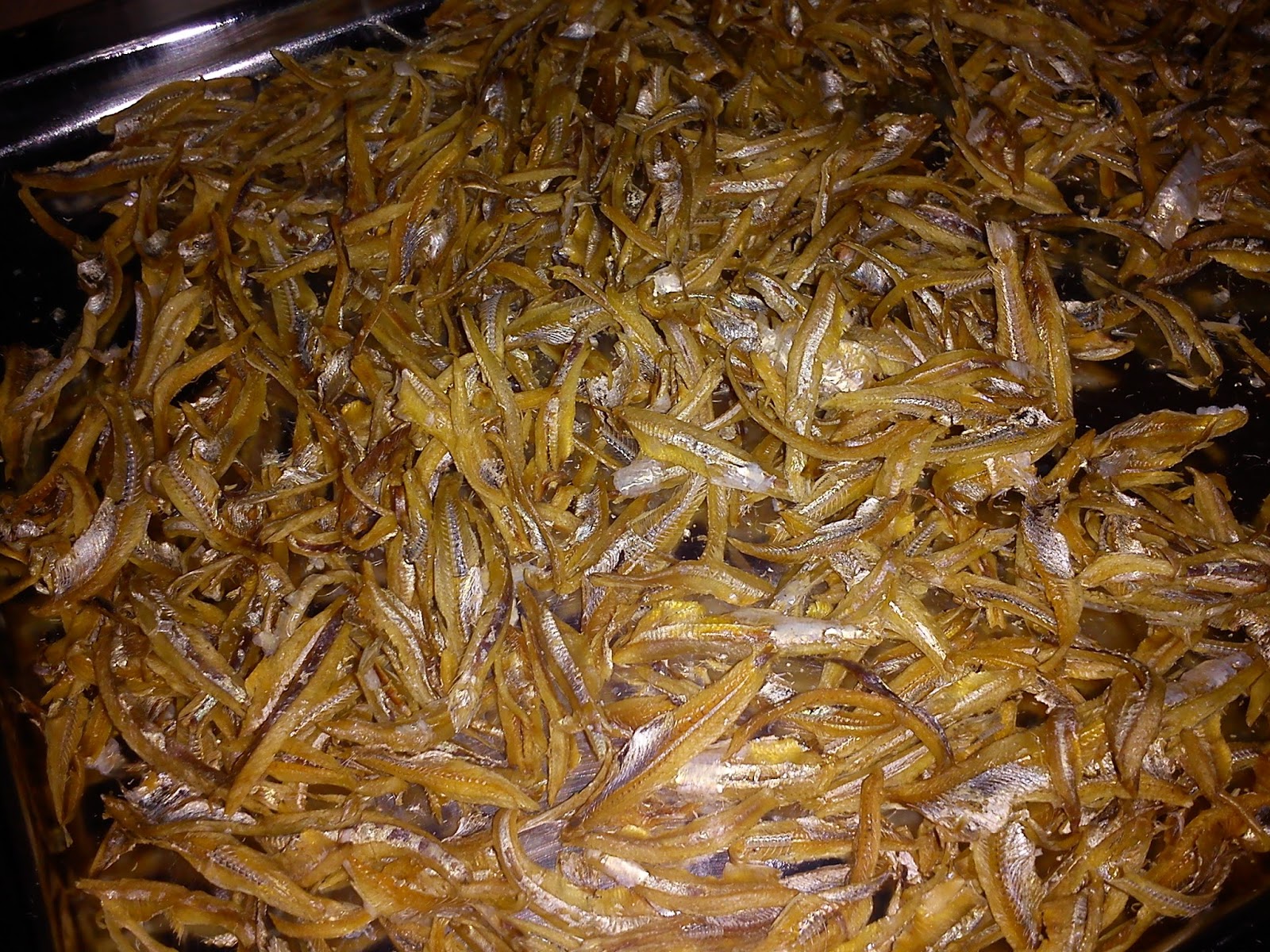 Cooking Pleasure: HEALTHY CRISPY ANCHOVIES WITH PEANUTS