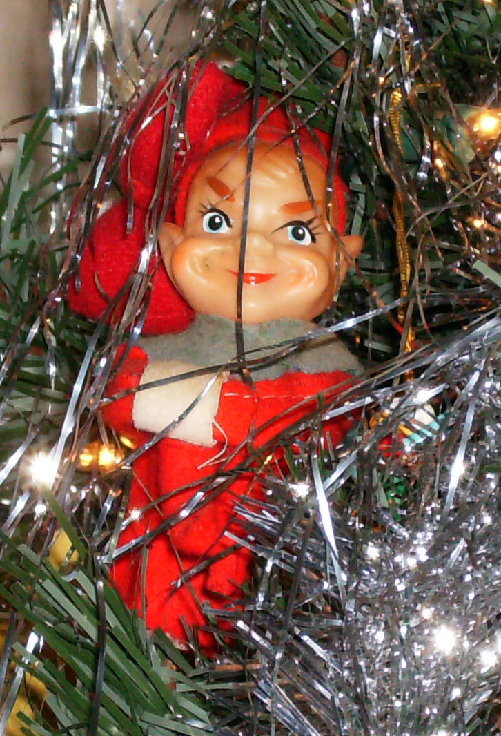 Something wicKED this way comes....: Evil Elves Threaten your Thursday ...