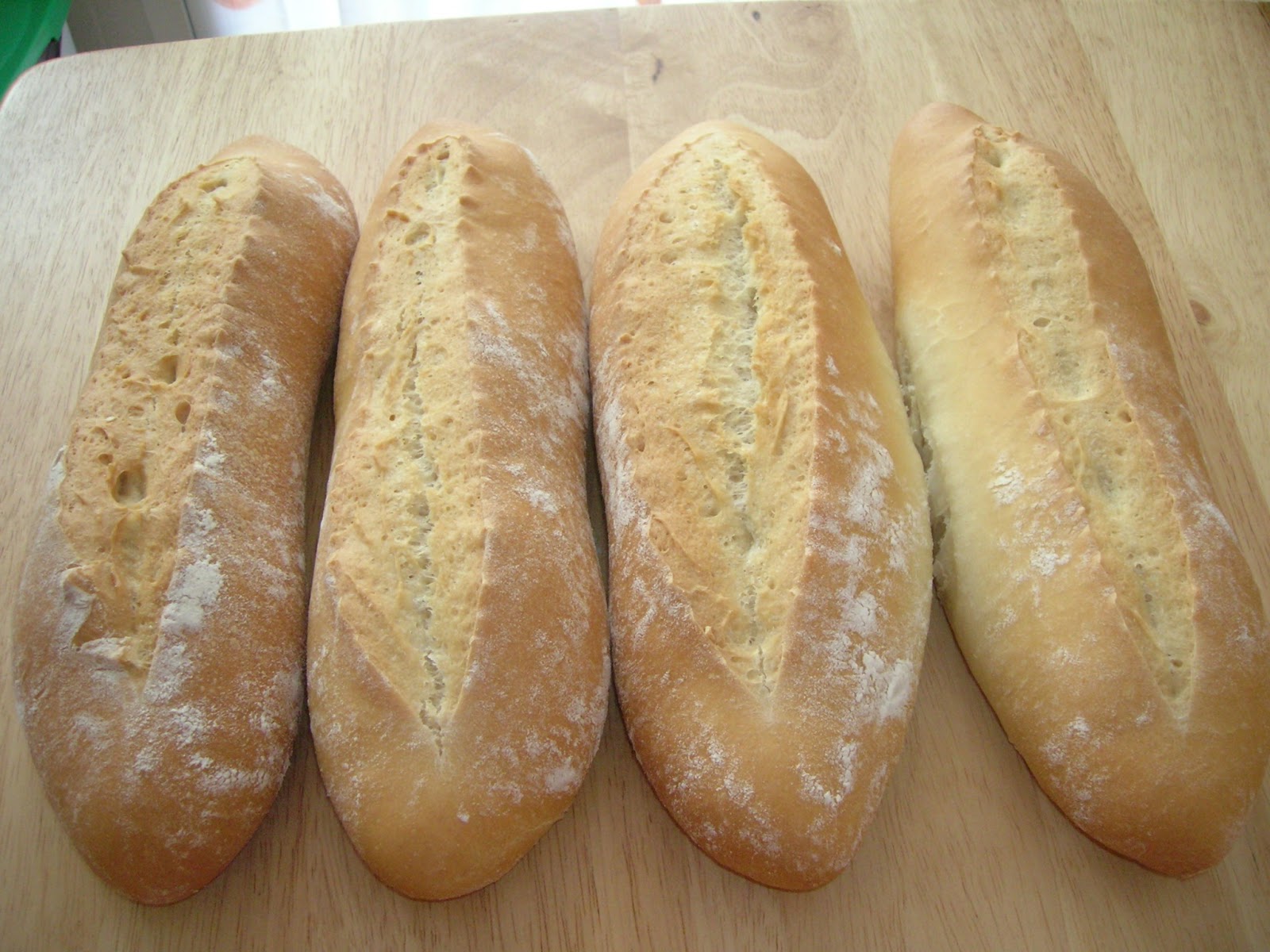 corteza y miga: Barras de pan básicas