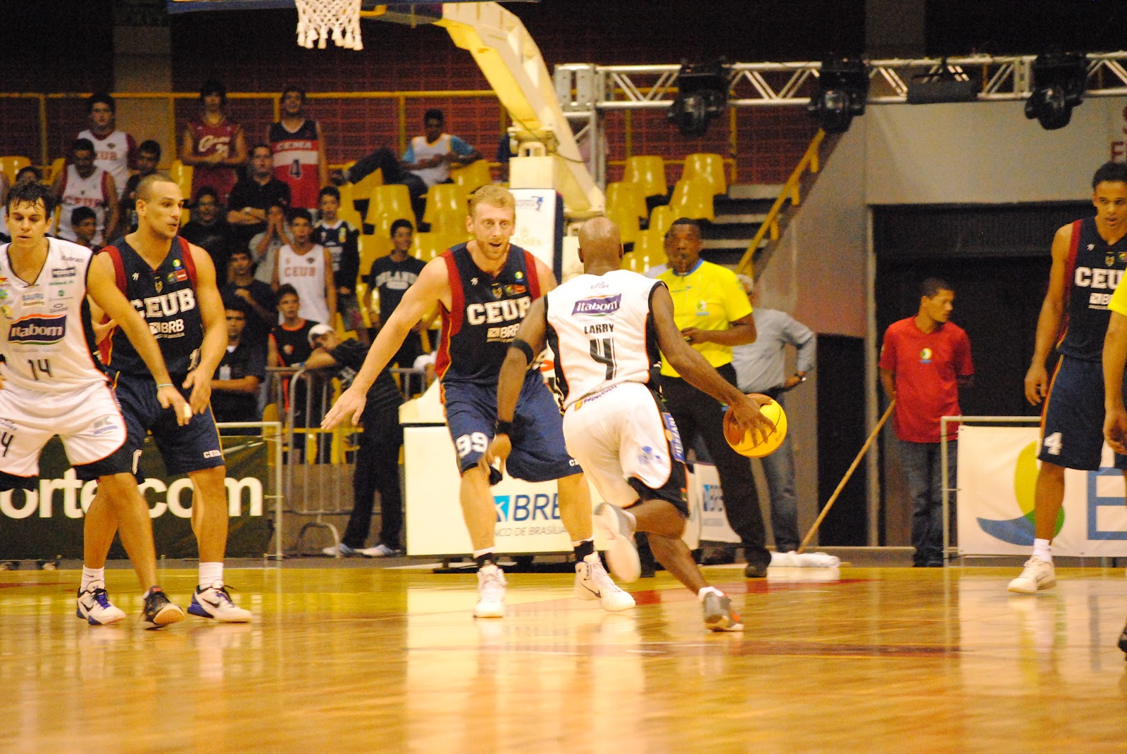 UniCEUB/BRB vence mais uma e fica a uma vitória das semi-finais ...