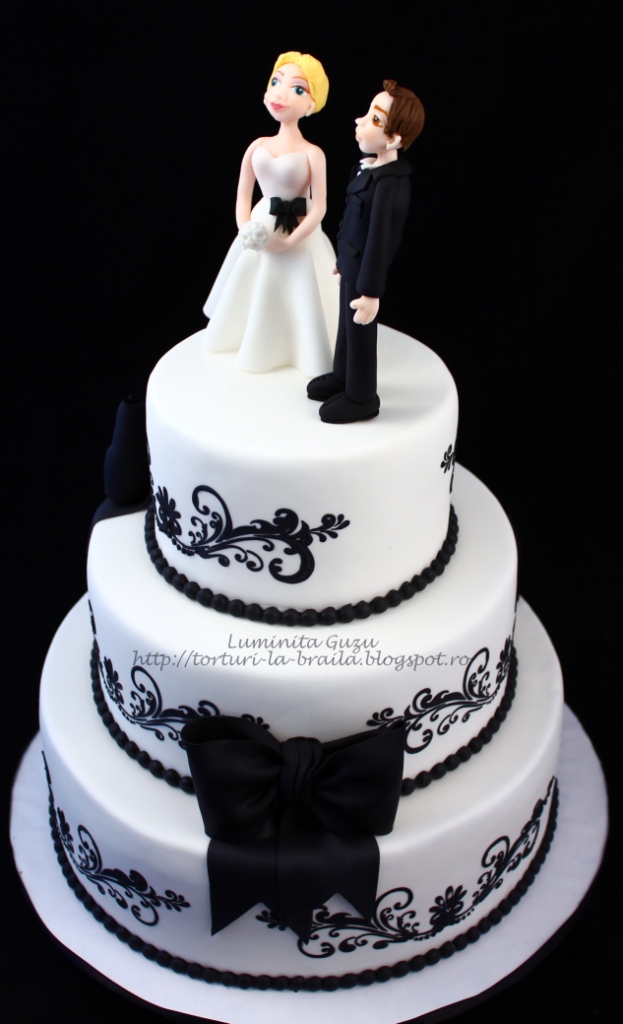 Parfum si culoare in bucataria mea. Torturi personalizate la Braila ...