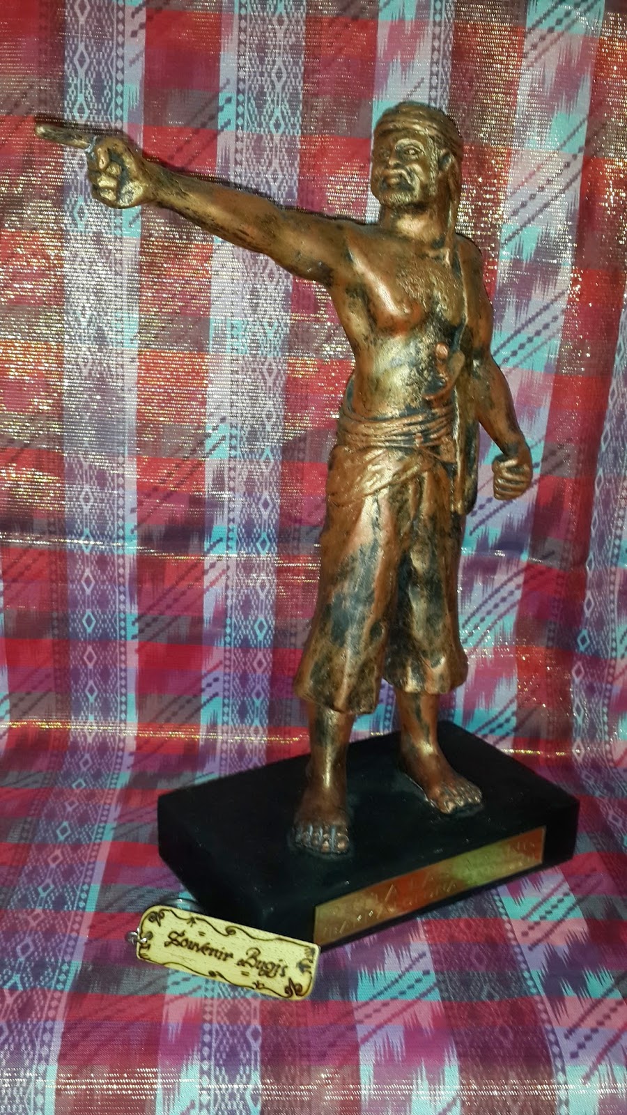 SOUVENIR KHAS BUGIS: Tokoh - Tokoh kharismatik Sulawesi Selatan ...