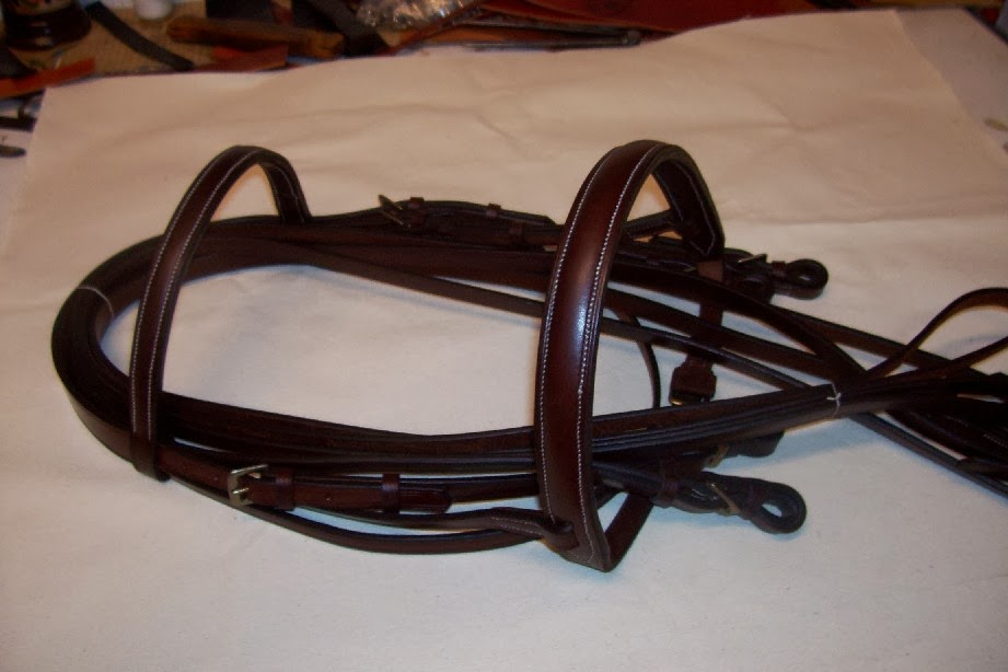 GUARNICIONERÍA VICENTE RODRÍGUEZ: CABEZADAS