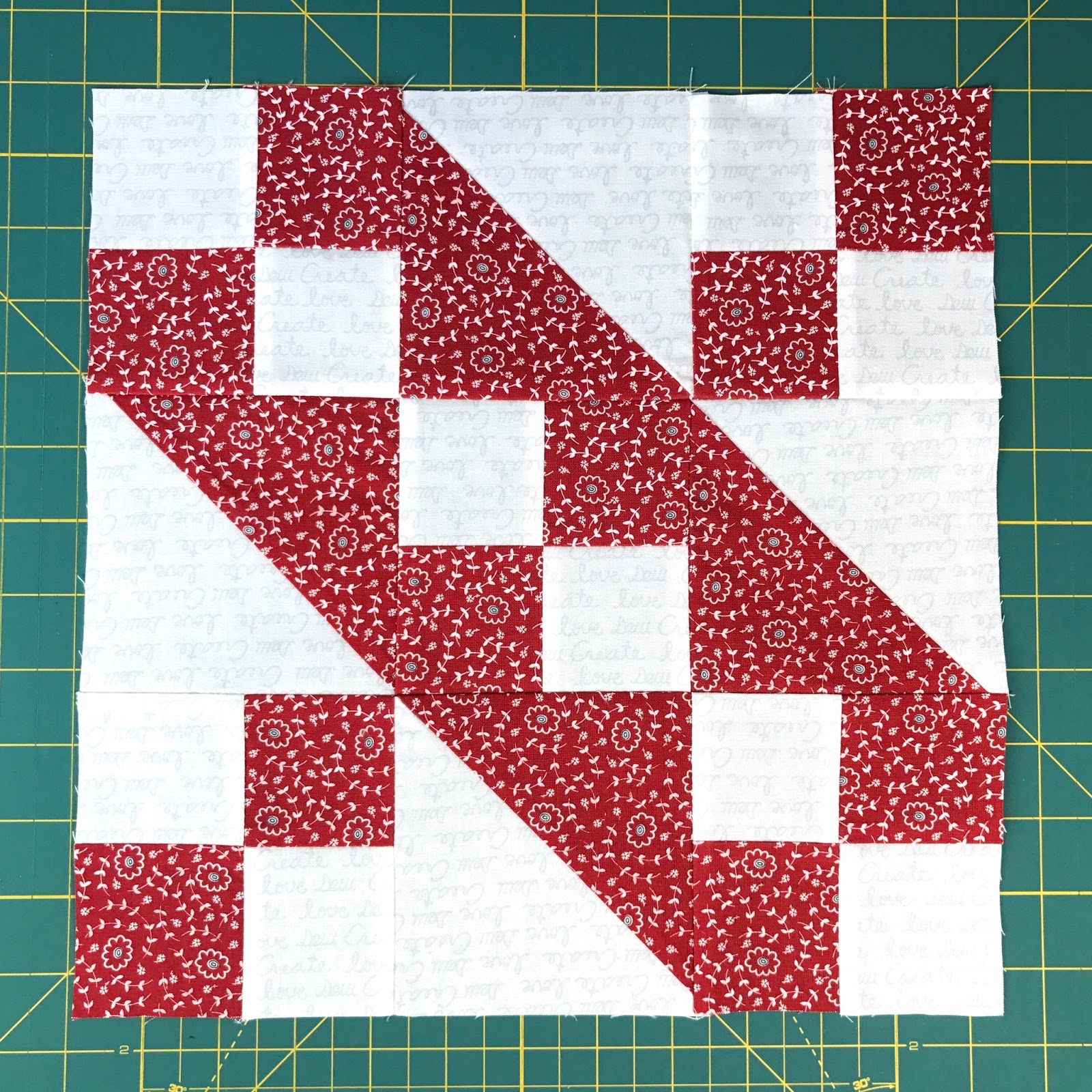 Kairle Oaks - Virgin River Quilt Co.: Jacob's Ladder Tutorial - 12" Block