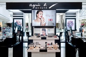 The Beauty Researcher: A Magical Makeup Experience: agnes b. BEAUTE ...