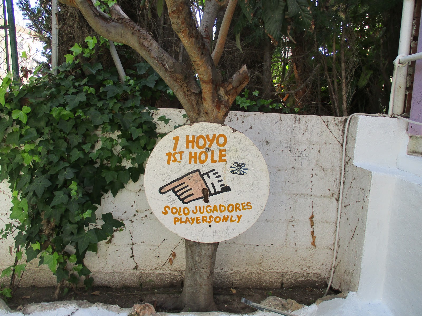 Two Crazy Golfers: Crazy golf in Benidorm, Costa Blanca, Spain