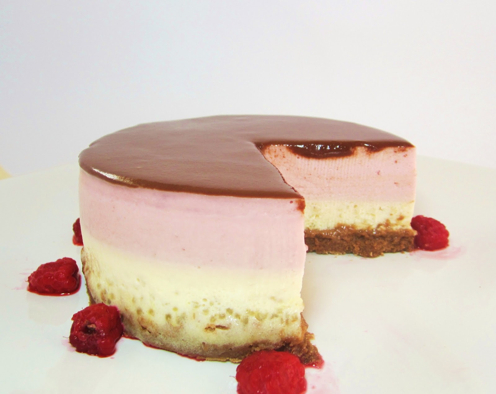 Dulce Isis: Torta Helada de Quinua y Frambuesas