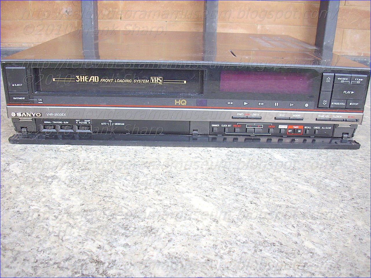 Tele Video Rama Museum !™.: SANYO MODEL NO. VHR-2500EX YEAR 1988.