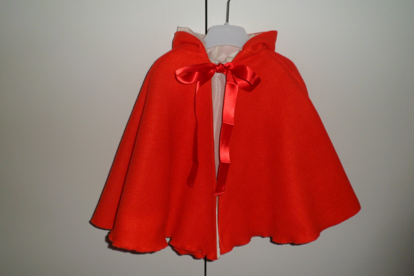 Silvania: Caperucita roja: Capa.