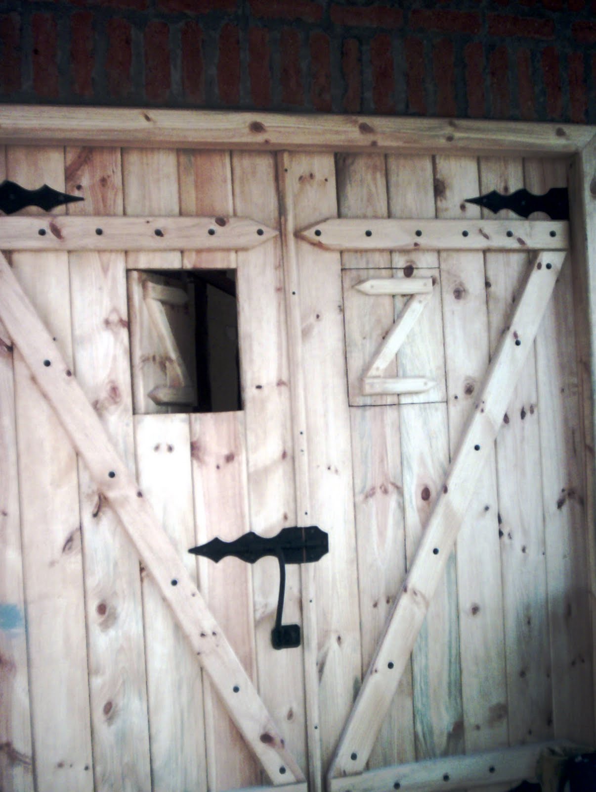 Idea tu Mobiliario: PORTONES RÙSTICOS