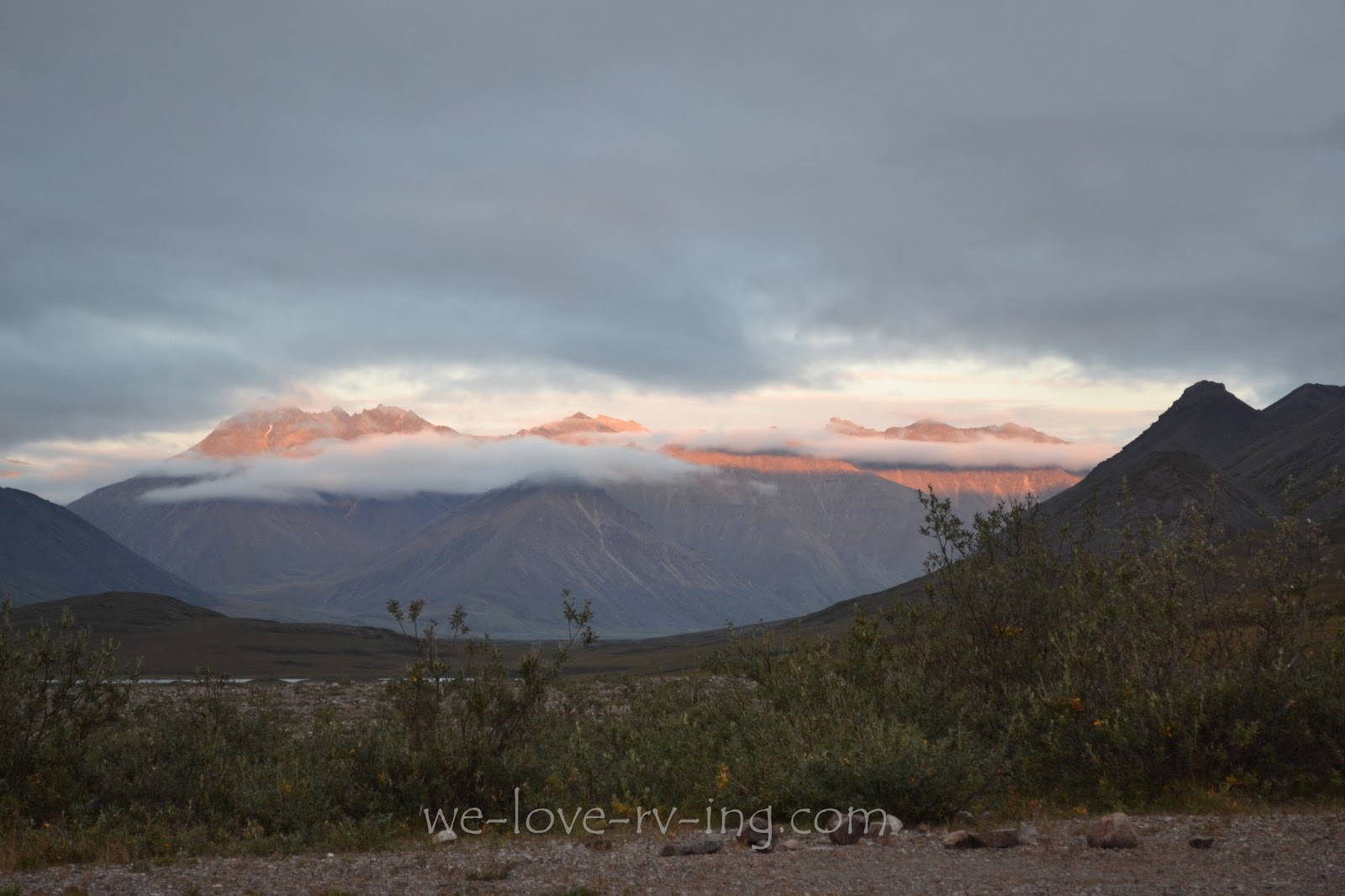 We Love RV'ing: Dalton Highway ~ Atigun Pass ~ Galbraith Lake, Alaska