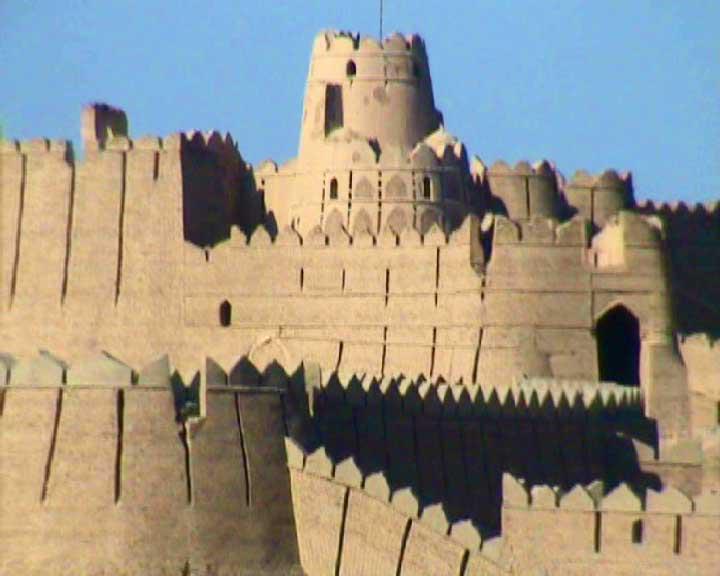 Ranikot Fort the world's largest fort Sindh, Pakistan - World Information