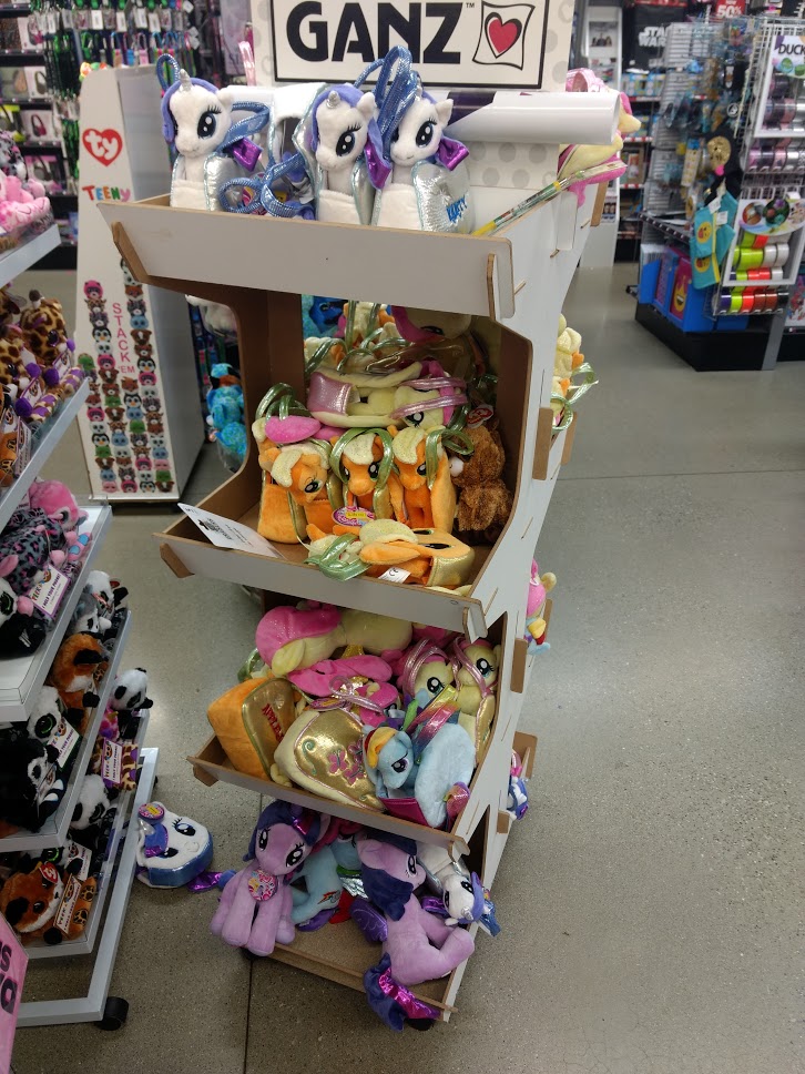 Store Finds: Mash Mallows, Brand New FiM Sets & More! | MLP Merch