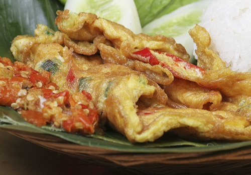 Resep Telur Dadar Penyet Sambal Japlak - Witnifood