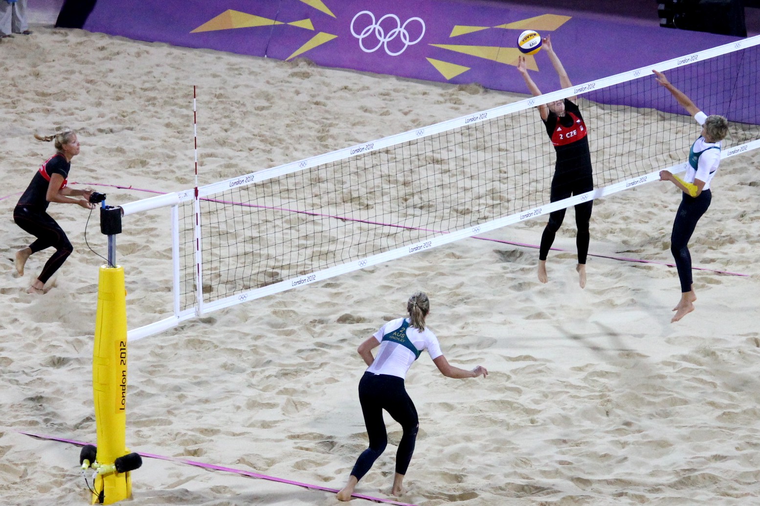 Alfonso World Travel, Sport & Arts: Olympics Review: Beach Volleyball ...