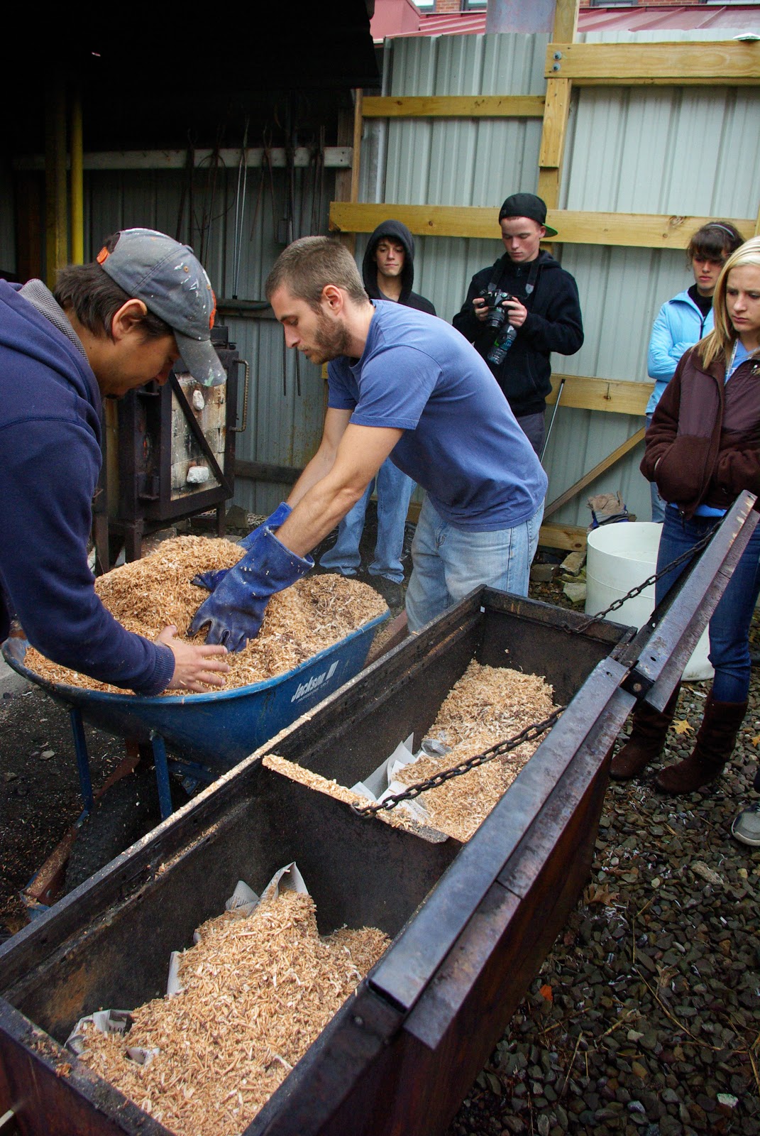 Hands in Clay: Raku workshop at Edinboro University-presented by Kevin ...