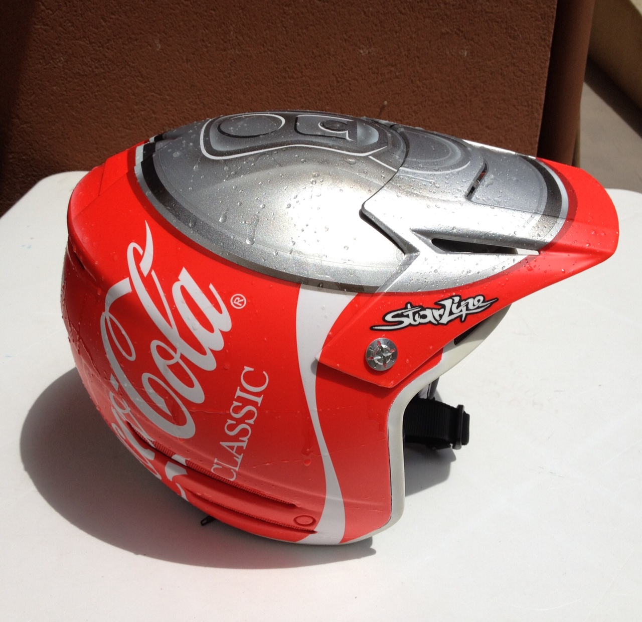Racing Helmets Garage: Hebo Zone Two "Coca Cola" by Starline