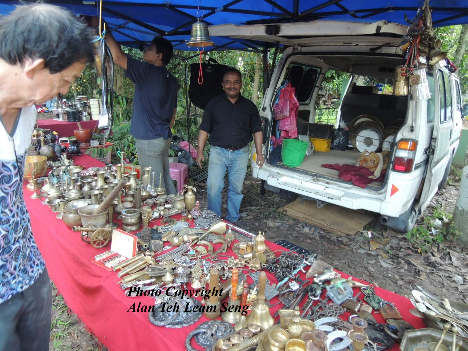 My Travels: Exploring Perlis - Flea Market Day and Pasar Pagi in Pauh ...
