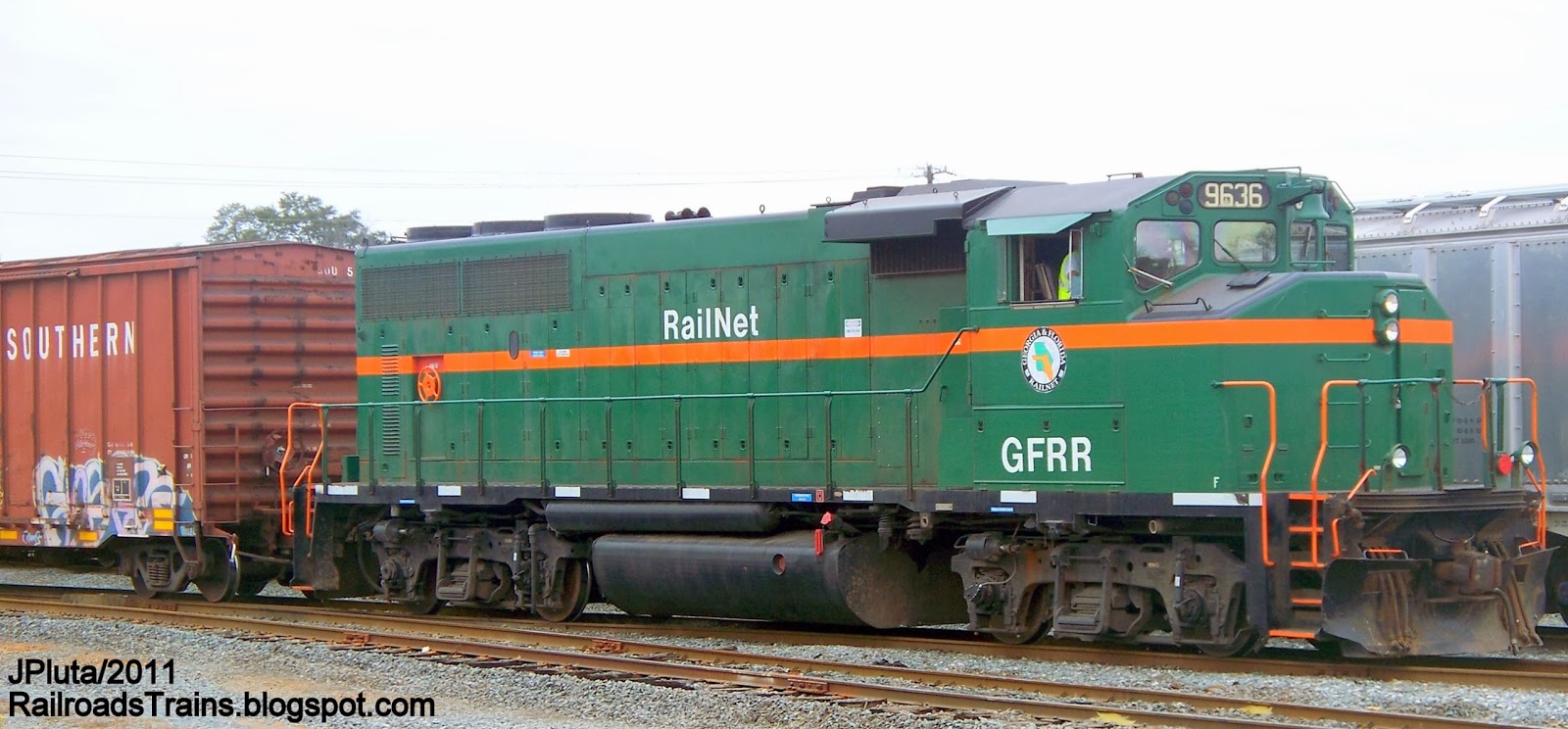 RAILROAD Freight Train Locomotive Engine EMD GE Boxcar BNSF,CSX,FEC ...