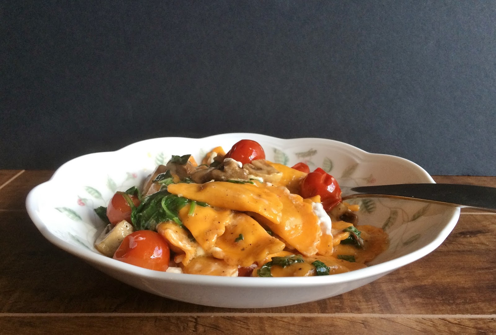 My Tiny Oven: Butternut Squash Angelotti with Roasted Tomatoes & Mushrooms