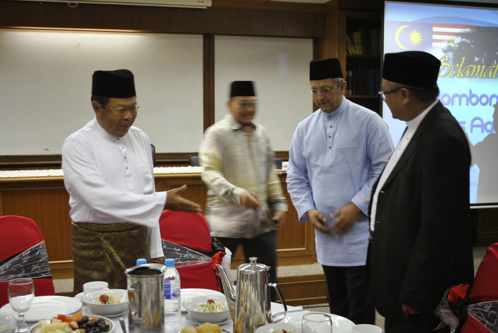 Masjid Saidina Abu Bakar As Siddiq, Bangsar.: LAWATAN PEGAWAI DARI ...