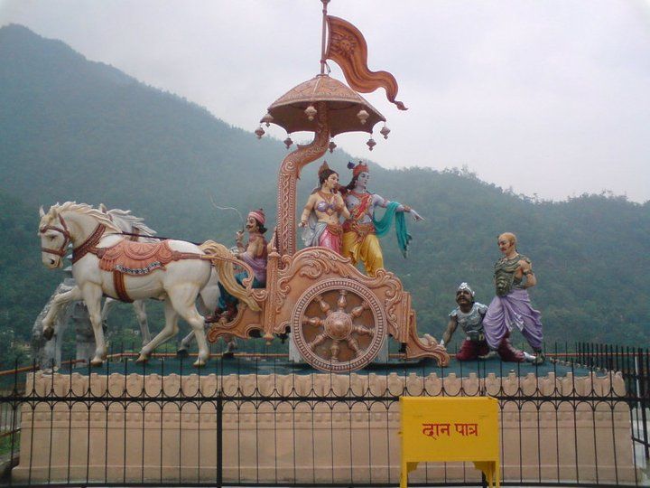 krishna1008: Krishna kidnaps Rukmini? Sculpture of Krishna