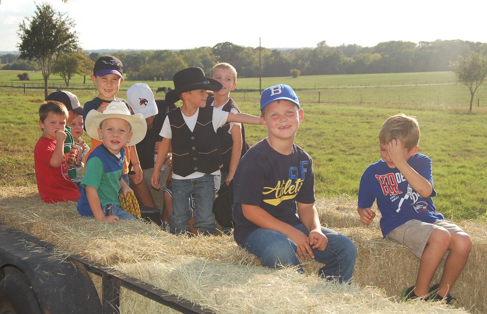 Maurer Party of Five: Fall Favorite.... A Hayride!