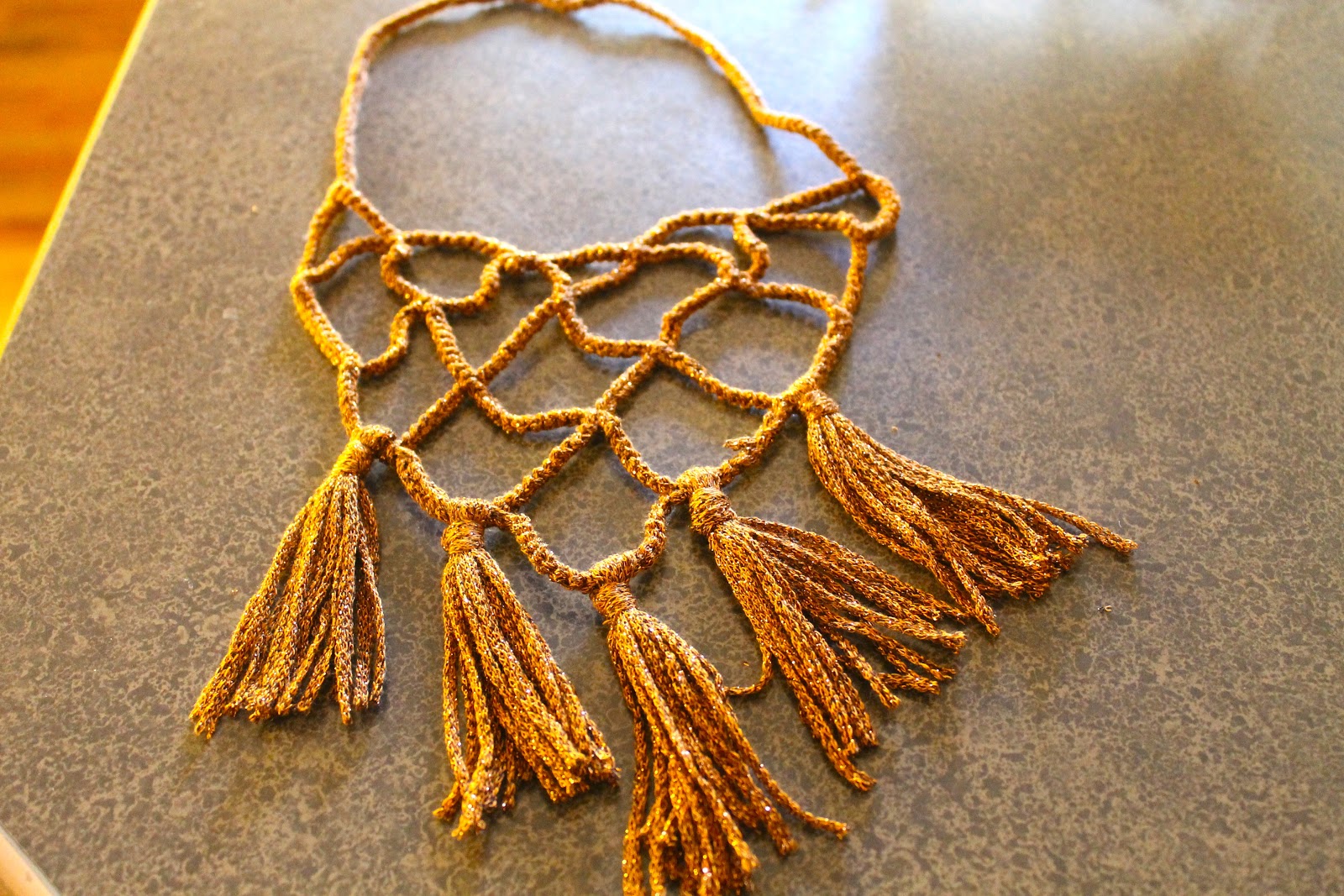 Sans Limites Crochet: The Net Necklace DIY