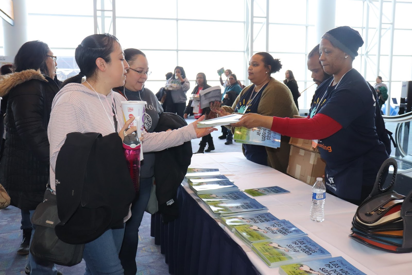 Reader To Reader: Giving Out Books by the Thousands in Chicago