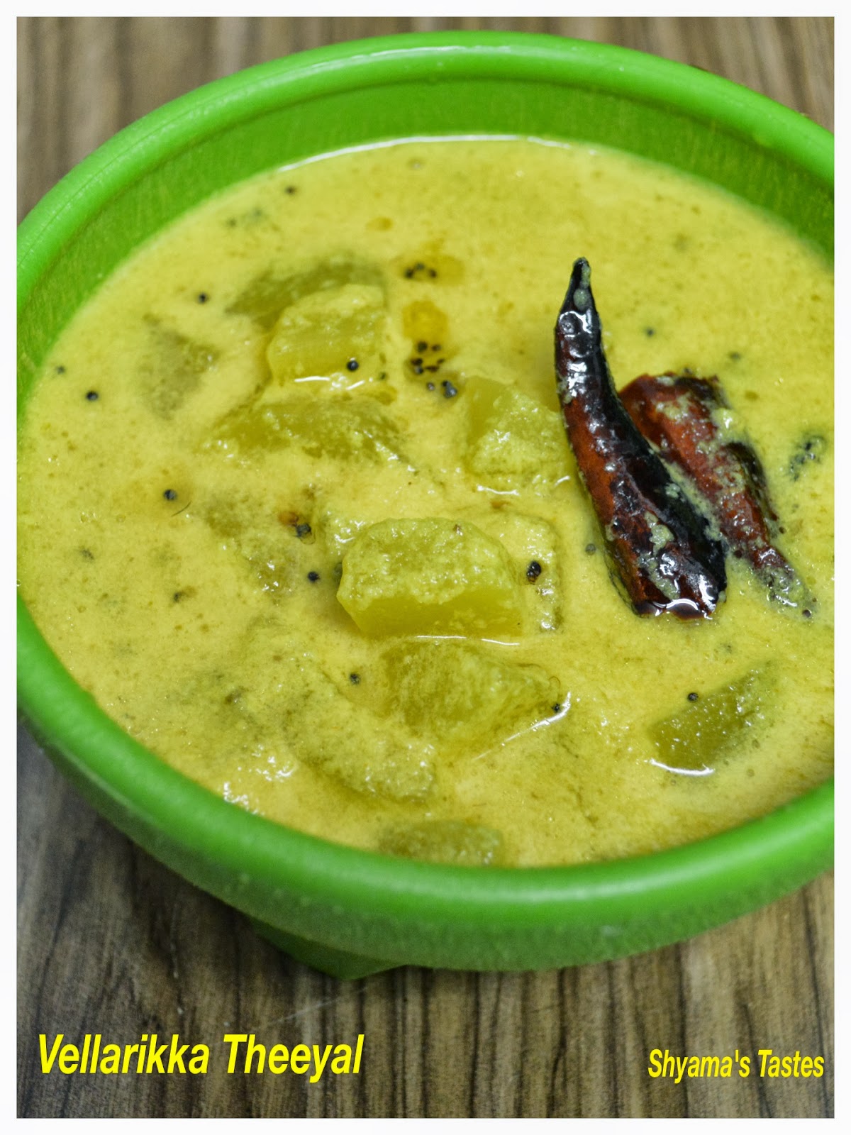 Shyama's Tastes: Vellarikka theeyal/Cucumber theeyal
