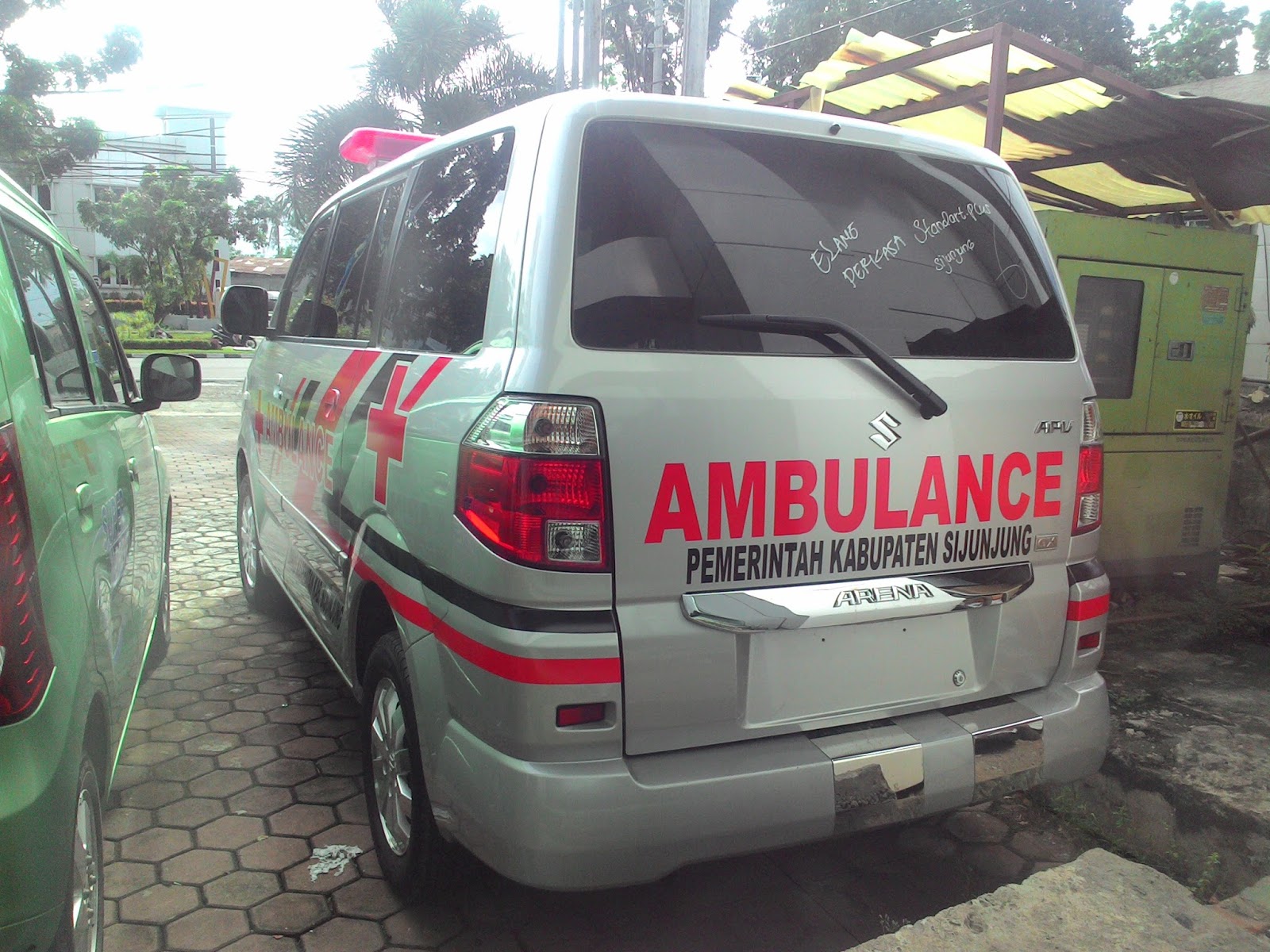 MOBIL SUZUKI PADANG: SUZUKI APV AMBULANCE PADANG
